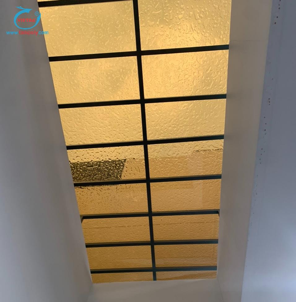 Cung Cấp Tấm Poly Đặc 5mm Giá Rẻ Đúng Chuẩn Chi Tiết